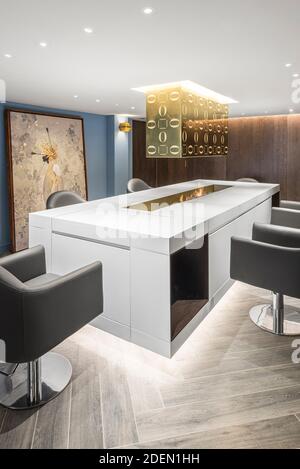 Haircut stations. Salon 64, London, United Kingdom. Architect: JaK ...