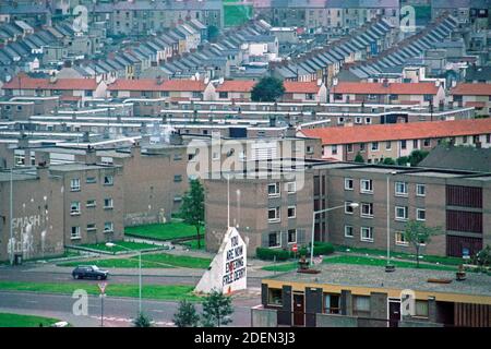 LONDONDERRY, DERRY, NORTHERN IRELAND - AUGUST 1975. British Army ...