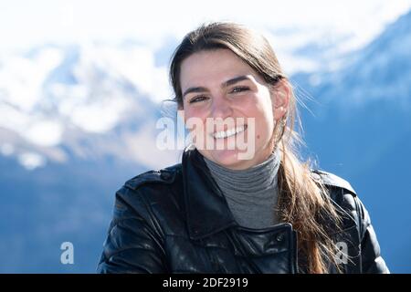 Nina Robert assiste a un Photocall lors du 22e Festival des Creations ...