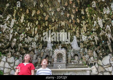 Ave Maria Grotto, Cullman, Alabama Stock Photo - Alamy