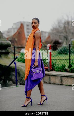 Street style, Didi Stone arriving at Elie Saab Fall-Winter 2022-2023 ...