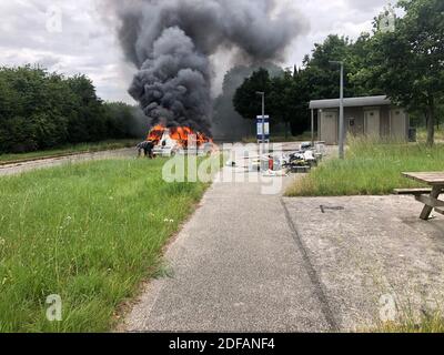 LPG CAR FIRE Stock Photo - Alamy