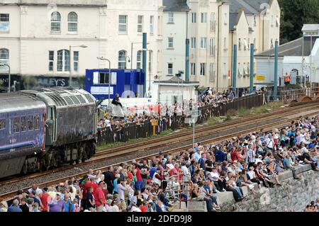 Pendennis Castle a Class 57 diesel electric locomotive, no 57604,on ...