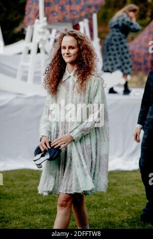 Street style, model during Henrick Vibskov Spring Summer 2021 show ...