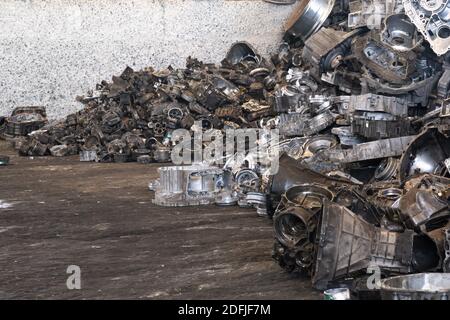 Aluminum engines, gearbox and transmission parts for recycling. Scrap ...