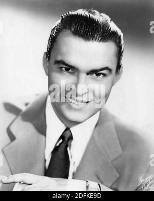 BOB EBERLY (1916-1981) Promotional photo of American big band singer ...