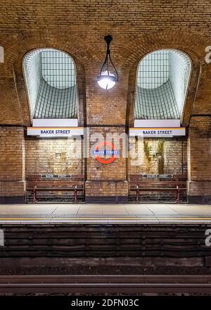 Train at a subway station, Baker Street Tube Station, Baker Street ...