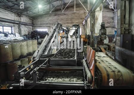 Rubber recycling processing factory on special industrial equipment and ...