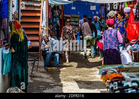 Market in Khorugh. Tadjikistan Stock Photo - Alamy