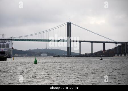 Älvsborg Bridge, Gothenburg Sweden swedish goteborg suspension bridge ...