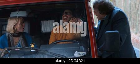 CHRISTMAS CROSSFIRE, (aka WIR KONNEN NICHT ANDERS), from left: Alli ...