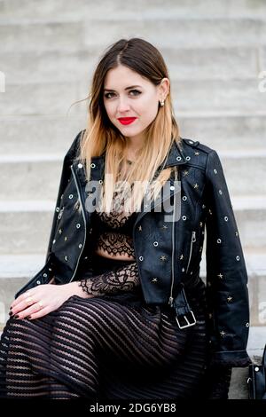 Street style, blogger Amy Ramirez (Toks Blog) arriving at Hermes Spring ...