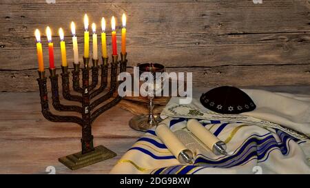 Jewish holiday, Holiday symbol Hanukkah Brightly Glowing Hanukkah ...