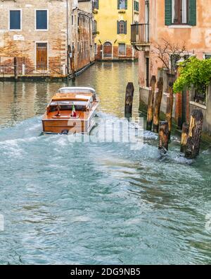 Small Channel Scene, Venice, Italy Stock Photo - Alamy