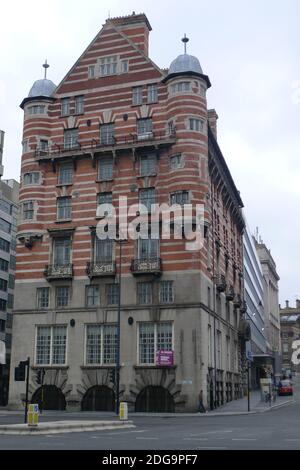 The White Star Line building, Liverpool, UK. The sinking of the Titanic ...
