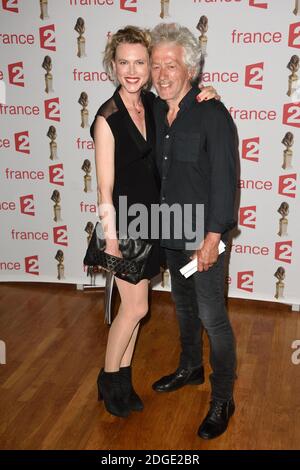 Jean-Luc Moreau et son fils assistent a la premiere de Seuls au cinema ...