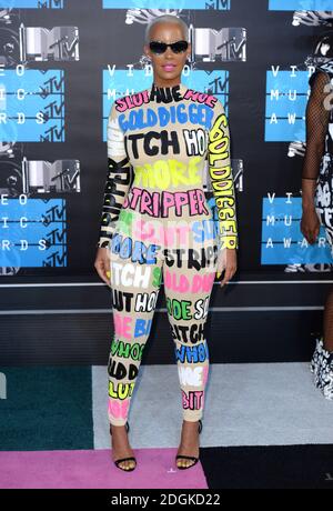 Blac Chyna, Amber Rose arrives at the 2015 MTV Video Music Awards held ...