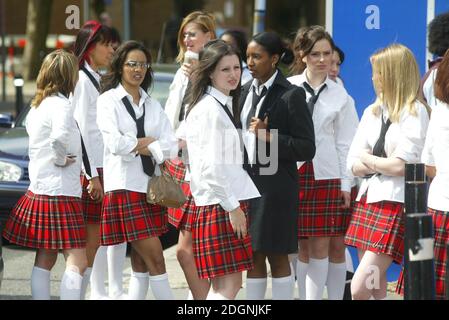 Tatu film their new video on London's Millennium bridge. Full length ...