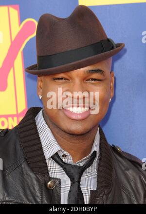 Neyo arrives for the MTV Video Music Awards 2008, at Paramount Studios ...