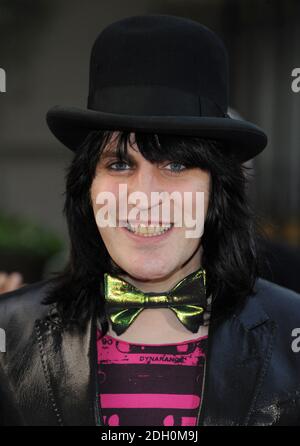 Noel Fielding arriving at the Galaxy British Book Awards 2009 ...