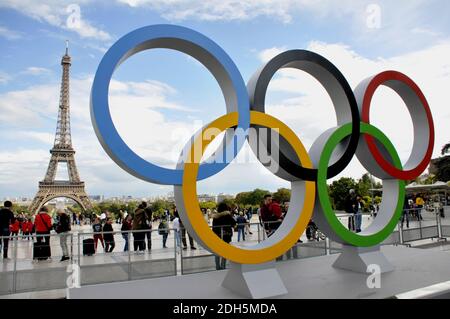 The Olympics Rings on the Trocadero Esplanade near the Eiffel Tower in ...