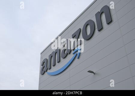 A view of the Amazon EMA2 site in Sutton-in-Ashfield. Behind the scenes ...