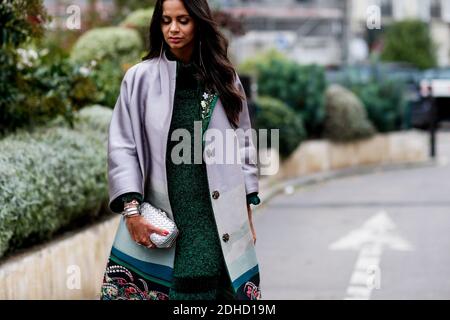 Street style, blogger Hannah Romao arriving at Giambattista Valli ...