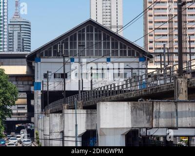 Shaw Boulevard Station on the MRT 3 rail line at Ortigas Center ...