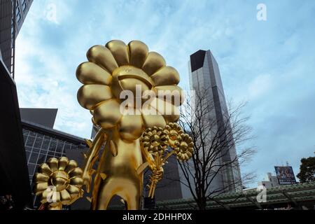 sculpture artist Takashi Murakami Stock Photo - Alamy