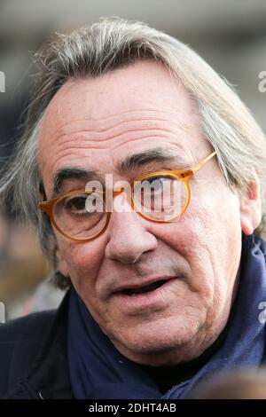 PHILIPPE LAVIL - OBSEQUES DE MICHEL DELPECH EN L'EGLISE SAINT-SULPICE ...