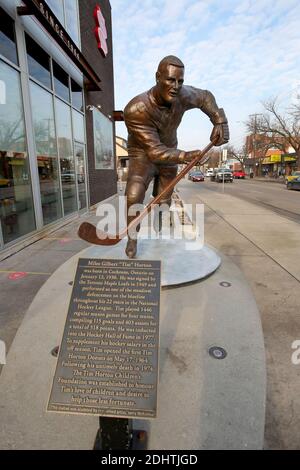 Statue of Tim Horton in front of the first Tim Hortons restaurant in ...