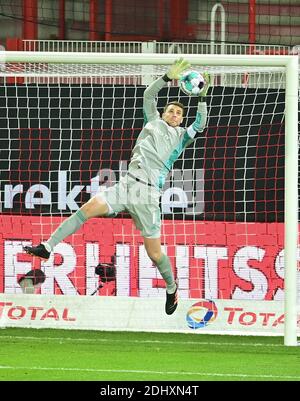 Berlin, Deutschland. 12th Dec, 2020. firo: 12.12.2020 Soccer: Soccer ...