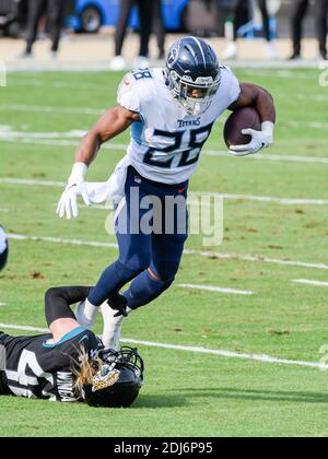 Tennessee Titans running back Jeremy McNichols plays against the ...