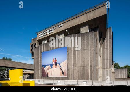 Oblique view of Queen Elizabeth Hall from west with National Theatre in ...