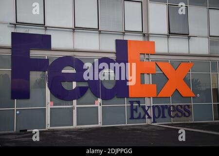 General view of the FedEx European Hub at Paris-CDG airport in Roissy ...