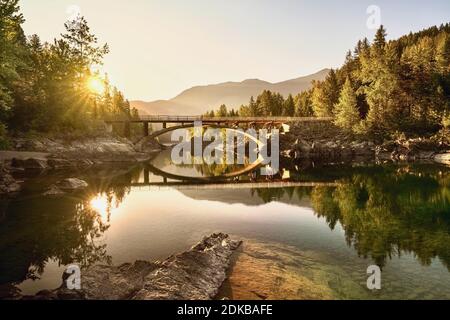 Hiking bridge over the Middle Fork Snoqualmie River, Mount Stock Photo ...