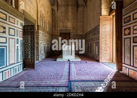 The tomb of King Farouk of Egypt and the Sudan at Al-Rifai Mosque in ...
