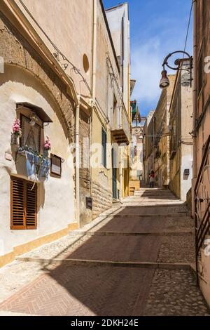 Colorful uphill street in Sciacca historic centre, Sicily, Italy Stock ...