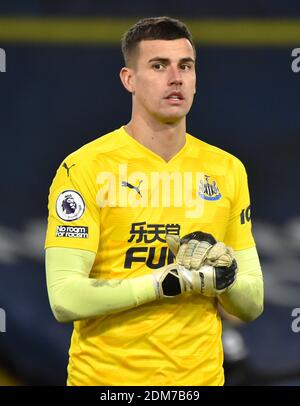 Karl Darlow (Leeds United) during the Sky Bet Championship match ...