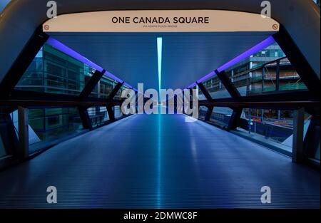 Canary Wharf Crossrail station - Adams Plaza Bridge Stock Photo - Alamy