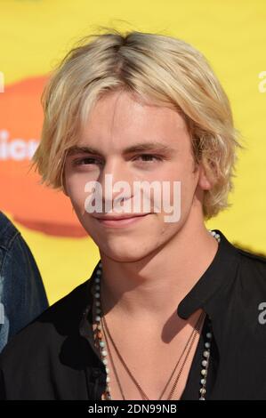 Ross Lynch & R5 attends Nickelodeon's 27th Annual Kids' Choice Awards ...
