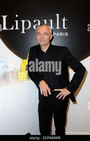 Damien Mignot assiste a l'ouverture du magasin Lipault, rue des ...