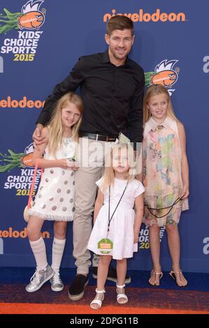 Steven Gerrard and his daughters attend the Nickelodeon Kids' Choice ...