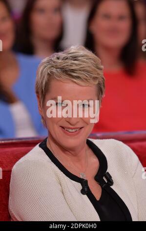 Elise Lucet at the taping of Vivement Dimanche on May 11, 2011 in Paris ...