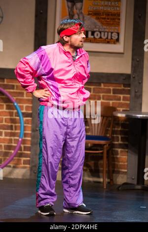 CLEMENT NASLIN - - FILAGE DE LA PIECE 'LADIES NIGHT' THE FULL MONTY EN ...