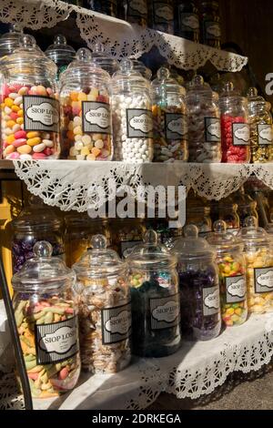 Siop Losin (Sweet shop), Saint Fagans museum, Cardiff Stock Photo - Alamy