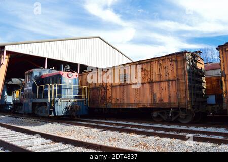Old freight cars at the National Museum of Transportation Stock Photo ...