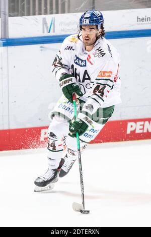 Munich, Germany. 20th Dec, 2020. Ice hockey: DEL, EHC Red Bull München ...