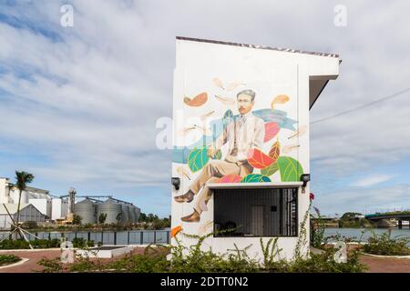 Street mural in Iloilo City, Philippines Stock Photo - Alamy