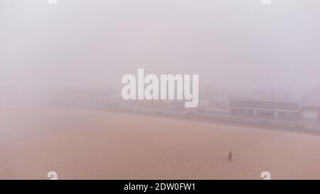 Hampton Beach NH USA winter fog Stock Photo - Alamy